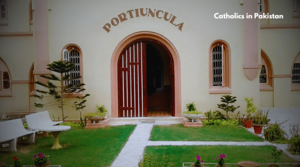 Three Franciscan Brothers begin their novitiate